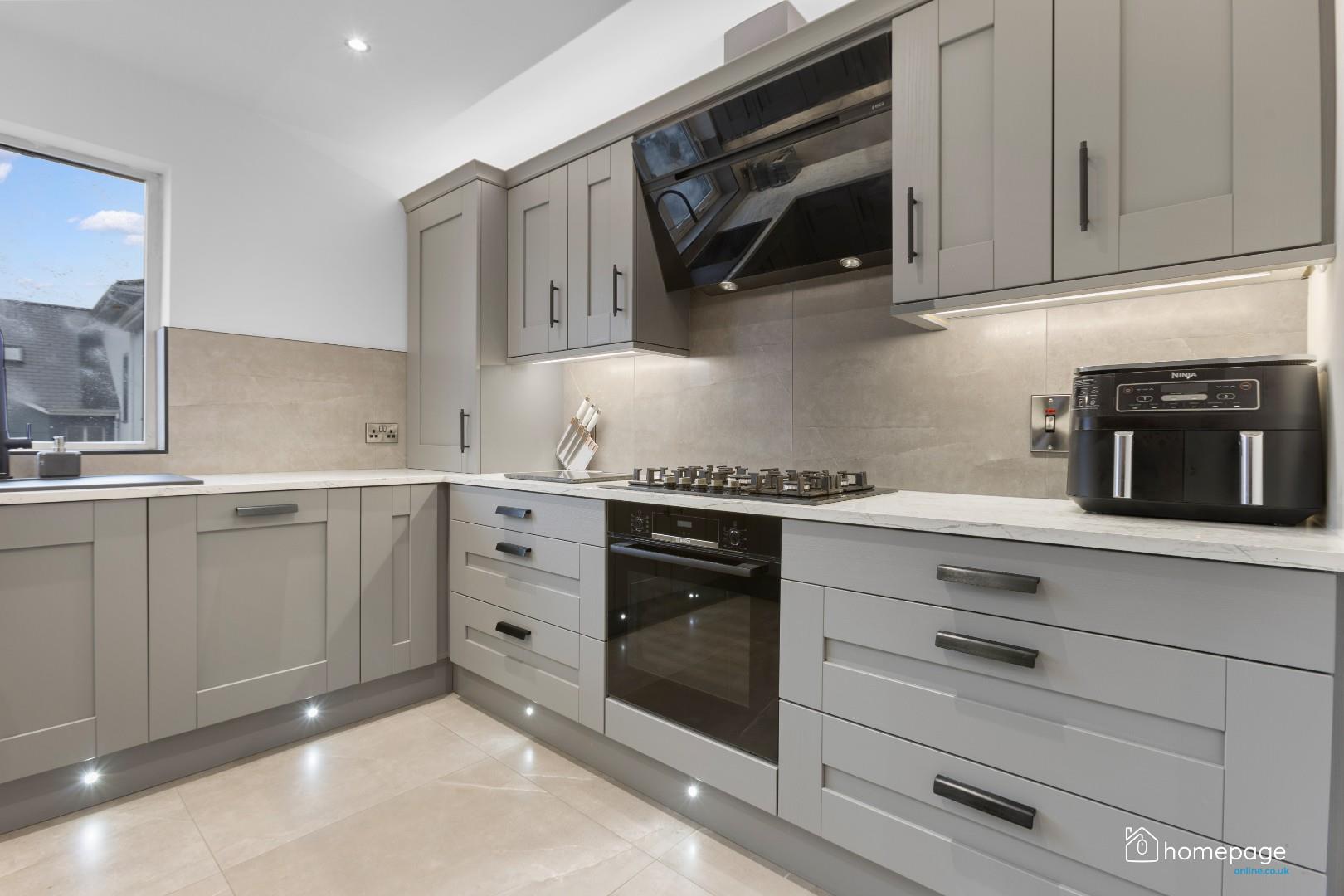 20 Glenhouse Mews, Eglinton, BT47 3AA - SSTC - Homepage Estate Agents ...